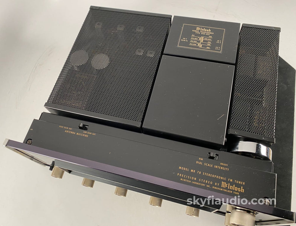 McIntosh MR78 Analog Tuner - The Best from McIntosh