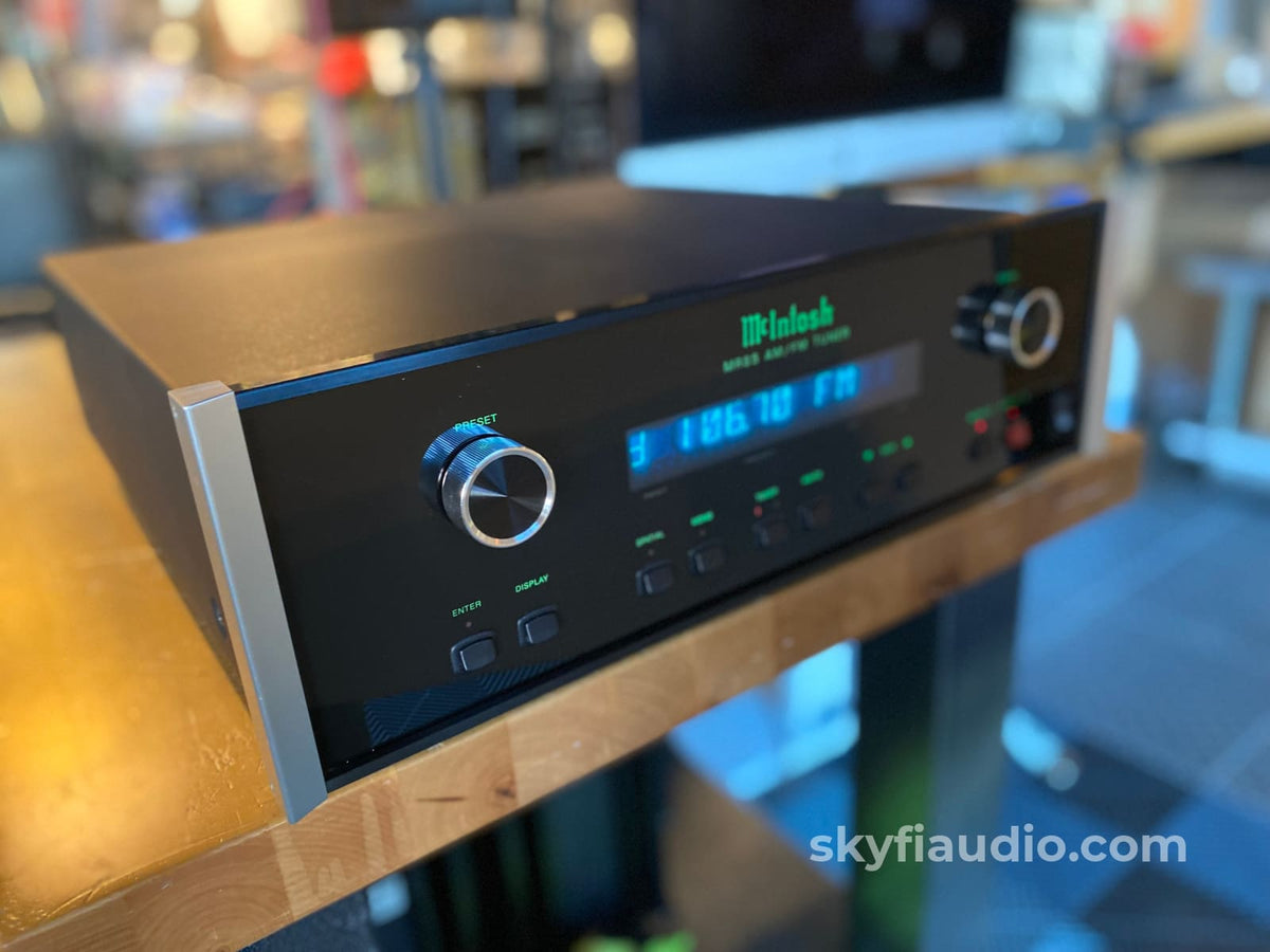 McIntosh MR85 AM/FM Tuner