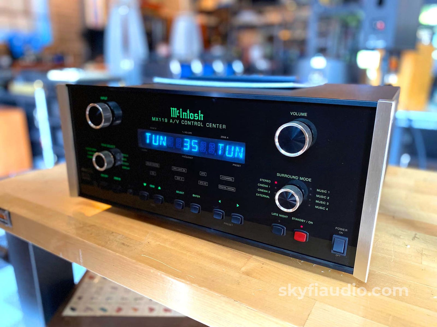 Mcintosh MX119 Home Theater Processor and Preamplifier