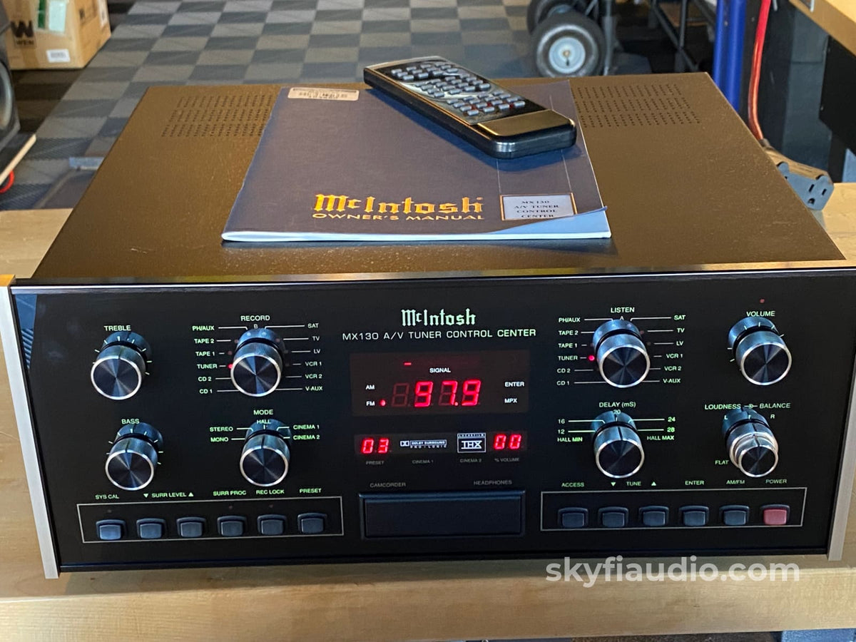 McIntosh MX130 Preamp/Processor With Tuner And Phono