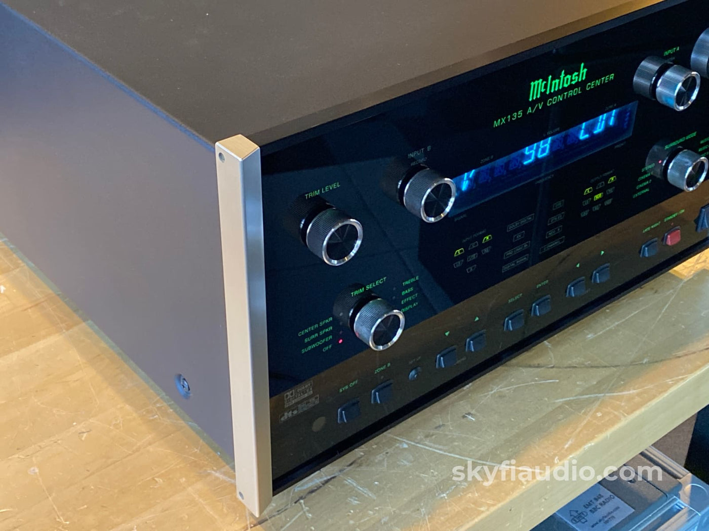 McIntosh MX135 Home Theater Pre/Processor with Remote