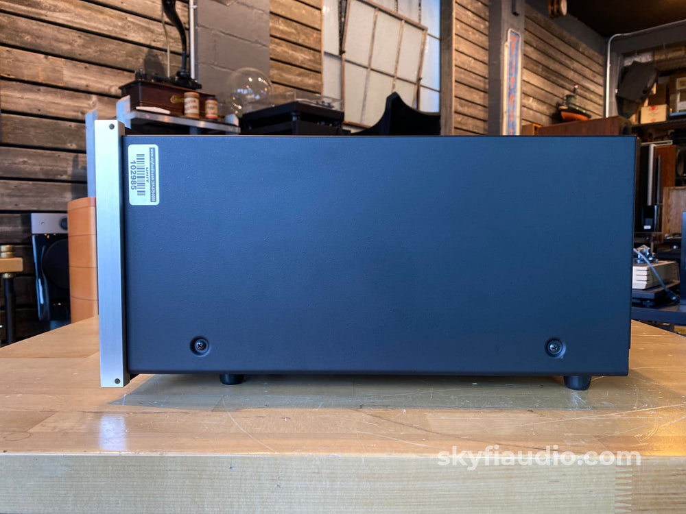 McIntosh MX135 Home Theater Pre/Processor with Remote