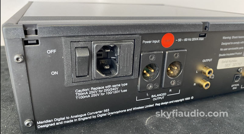 Meridian 563 Digital to Audio Converter, Vintage Gold! – SkyFi Audio