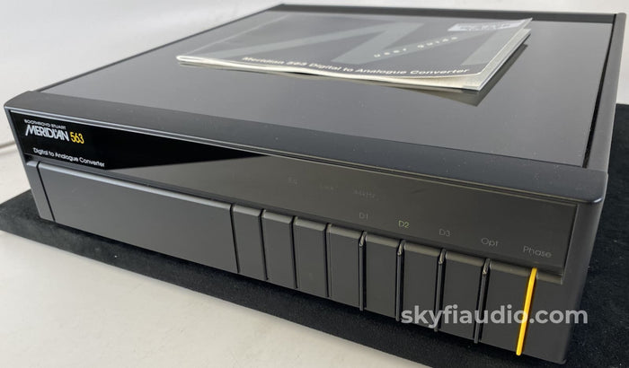 Meridian 563 Digital to Audio Converter, Vintage Gold!