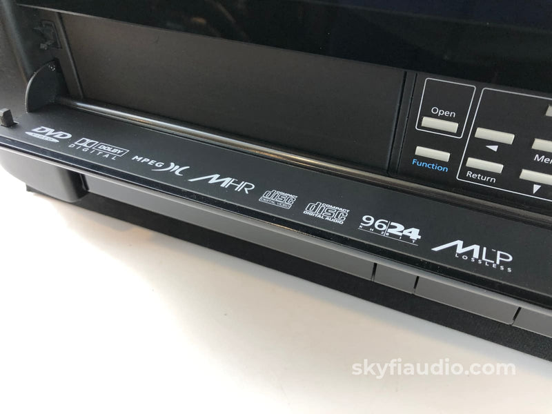 Meridian 800 Reference DVD/CD Player with HDMI, Version V4 (Upgraded ...