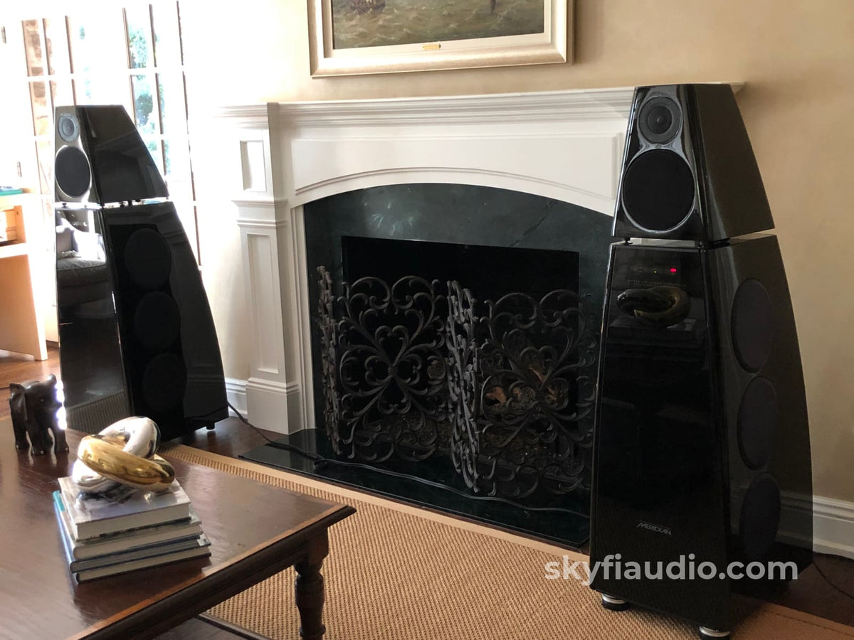 Meridian DSP8000 Flagship Powered Speakers