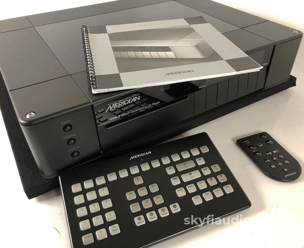 Meridian G08.2 - 24-Bit Upsampling CD Player with Dual Remotes