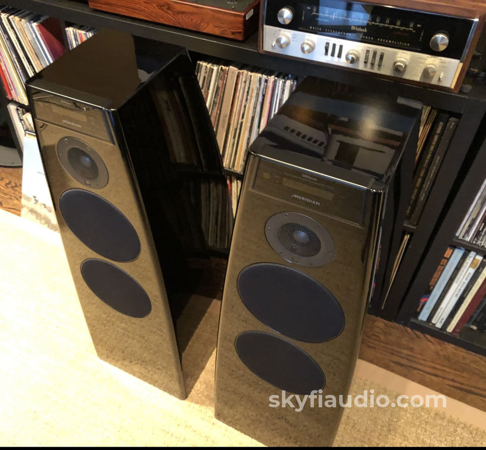Meridian Special Edition DSP5200 Digital Active Speakers in Original B
