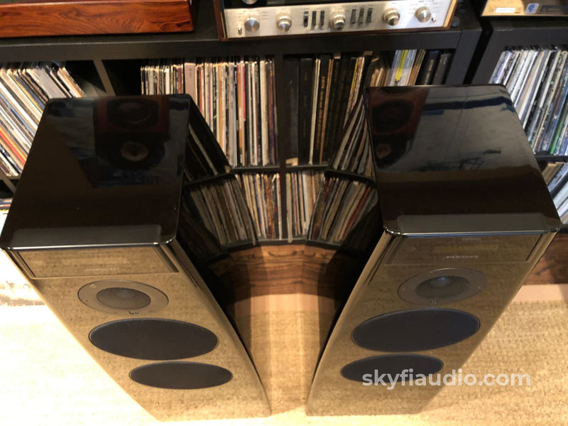Meridian Special Edition DSP5200 Digital Active Speakers in Original B ...