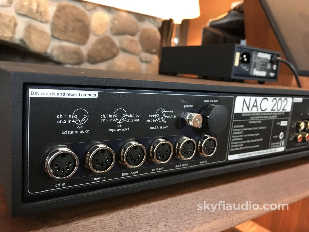 Naim Audio NAC-202 Solid State Preamp with Naim NAPSC Power Supply