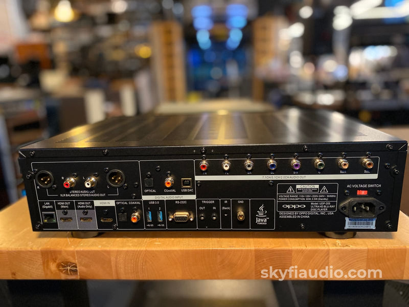 Oppo UDP-205 4K Ultra HD Blu-Ray, SACD/CD Player, Hardly Used and Comp ...