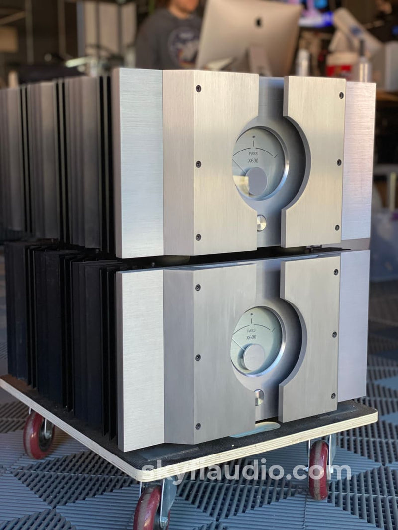 Pass Labs X600 Monoblocks, 600W of Clean Power