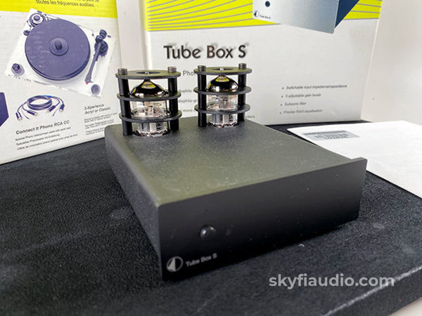 Pro-Ject Tube Box S - MM/MC Phono Preamp w/Tube Output Stage – SkyFi Audio