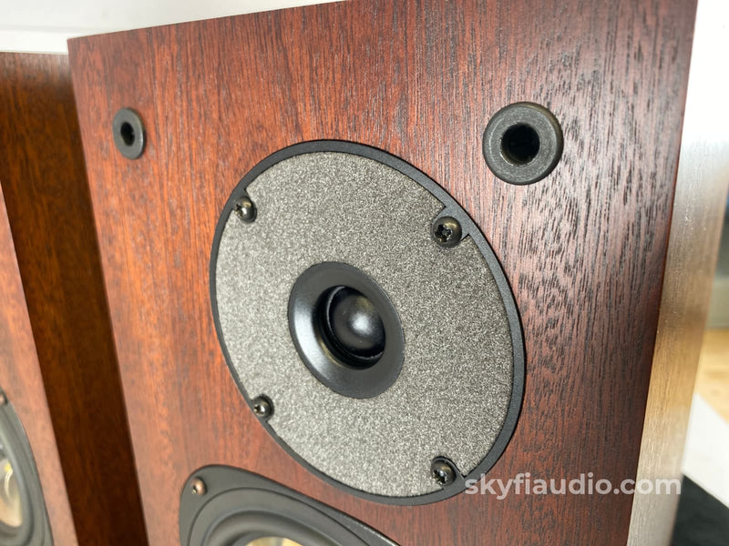 ProAc Response 1S - Our Favorite Bookshelf Speakers