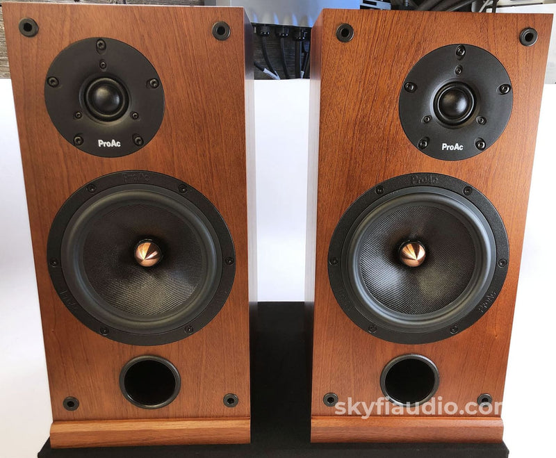 ProAc Response D Two - Bookshelf or Stand Mounted Speakers