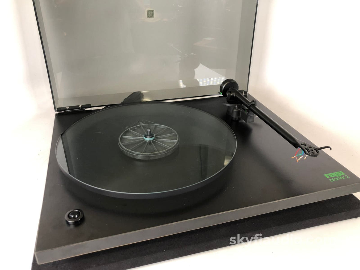 Rega Planar 2 (P2) Vintage Turntable with New Sumiko Cartridge