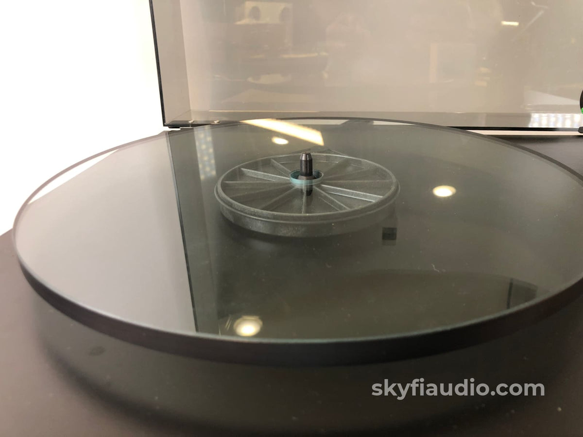 Rega Planar 2 (P2) Vintage Turntable with New Sumiko Cartridge