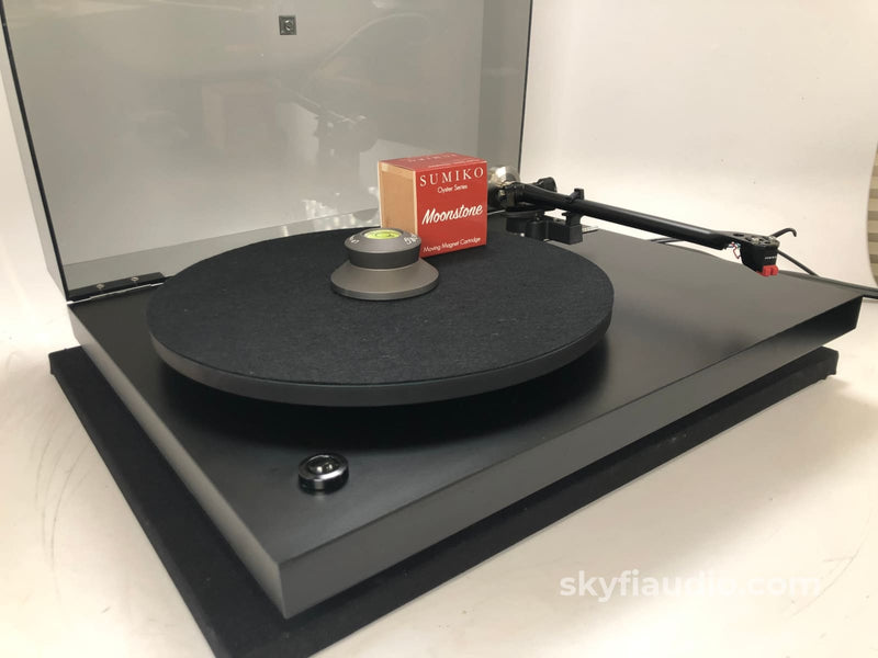 Rega Planar 3 (P3) Iconic Turntable with New Sumiko Cartridge – SkyFi Audio