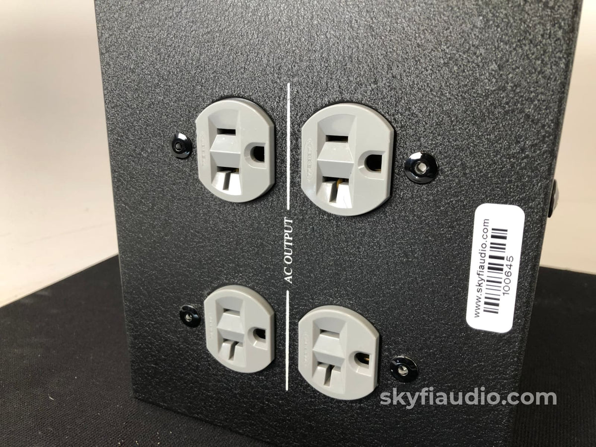 Richard Gray RGPC 400 PRO Power Conditioner, 20A, 4 Outlets (B)