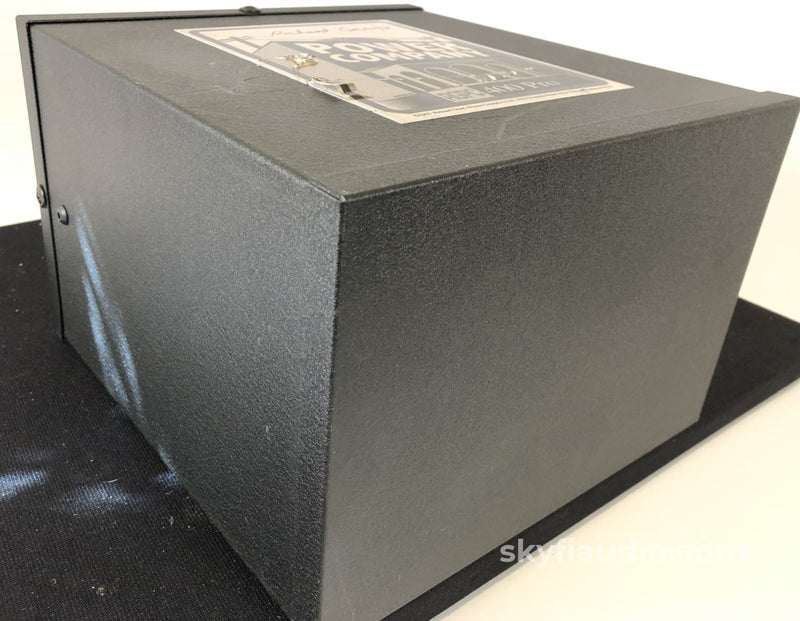 Richard Gray RGPC 400 PRO Power Conditioner, 20A, 4 Outlets (B)