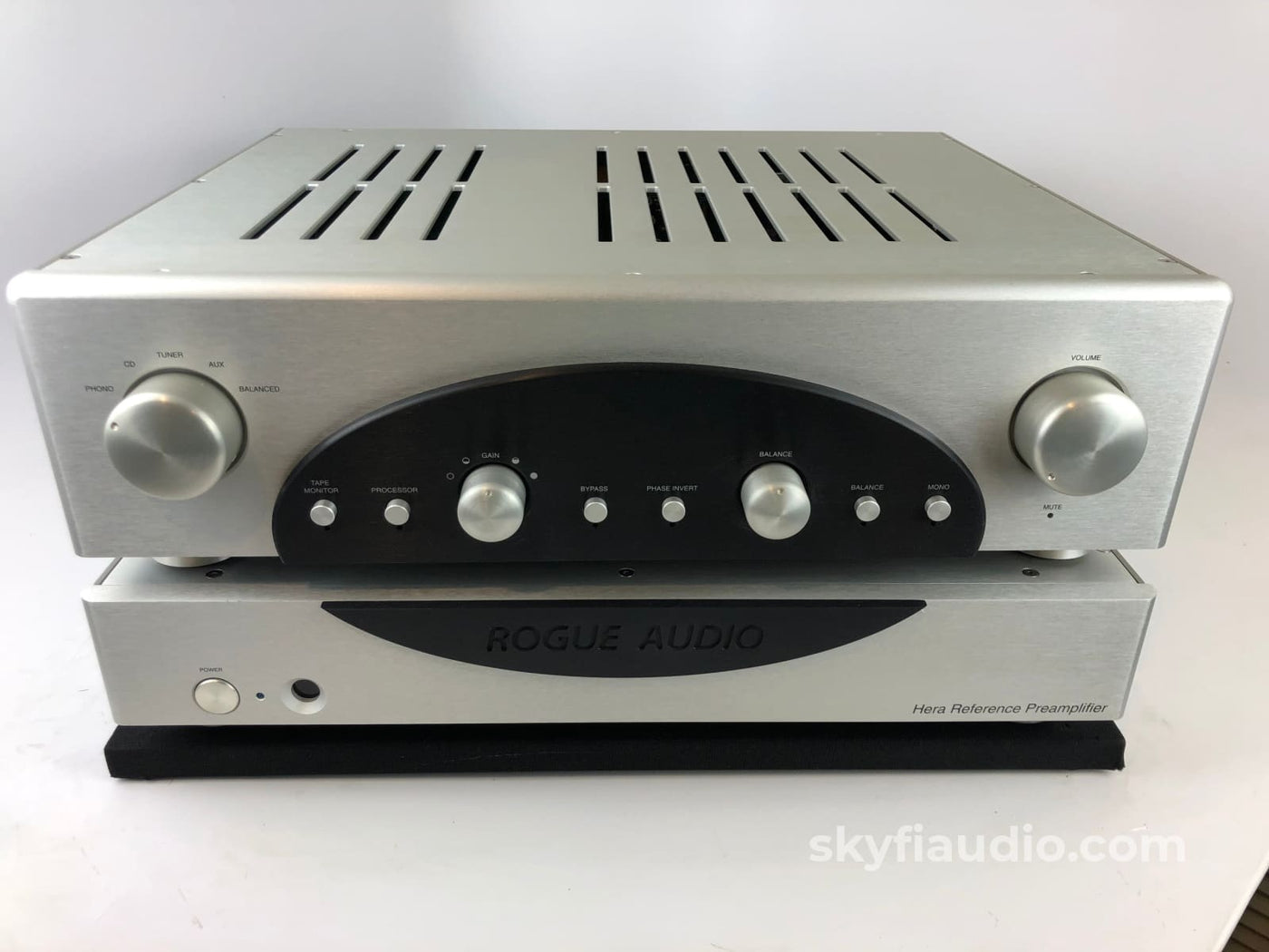 Rogue Audio Hera II Reference Two-Piece Tube Preamp
