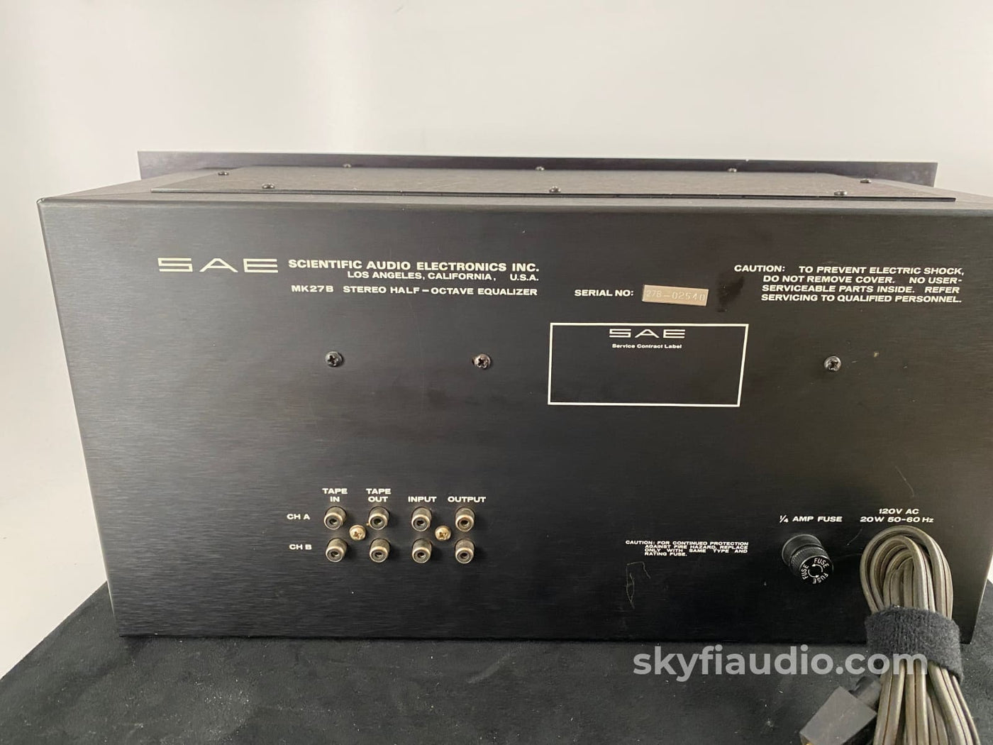 SAE 2700B Stereo Half-Octave Equalizer EQ - WOW