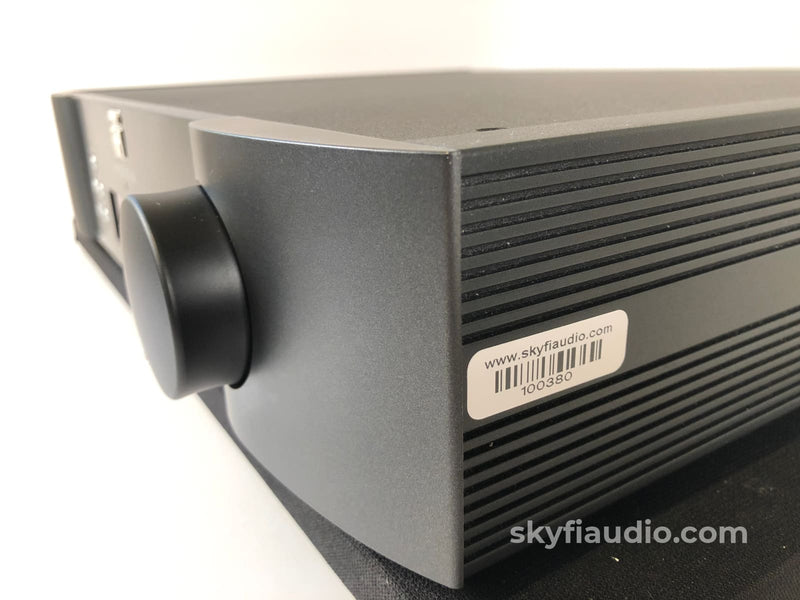 Simaudio 350P Analog Preamp/DAC - Complete And Like New – SkyFi Audio