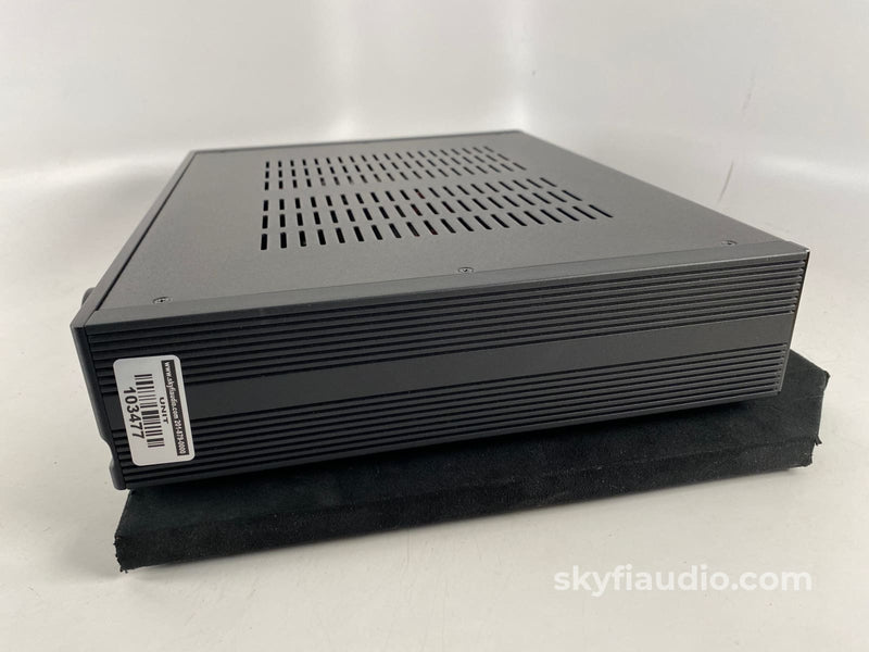 Simaudio MOON 250i Integrated Amplifier with Remote – SkyFi Audio