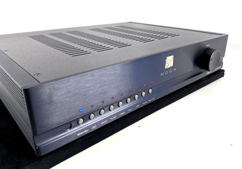 Simaudio MOON 250i Integrated Amplifier with Remote – SkyFi Audio