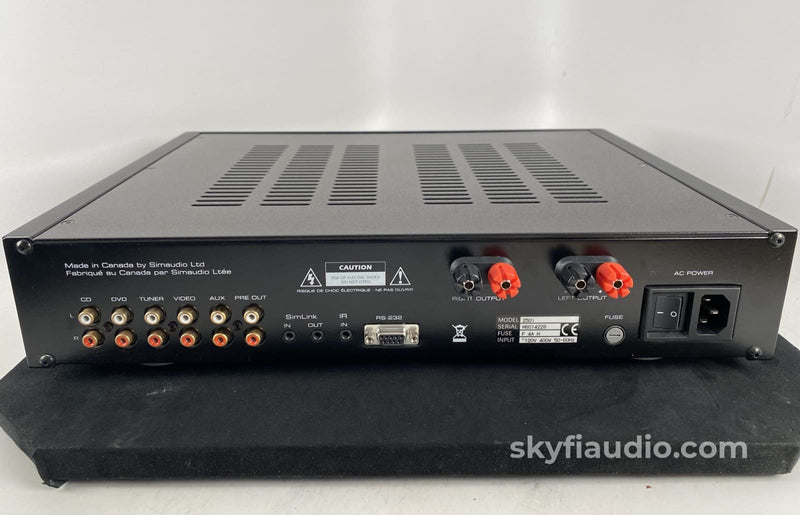 Simaudio MOON 250i Integrated Amplifier with Remote – SkyFi Audio