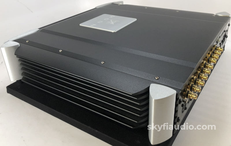 Simaudio MOON Evolution 740P Analog Preamplifier - Complete w/Remote ...