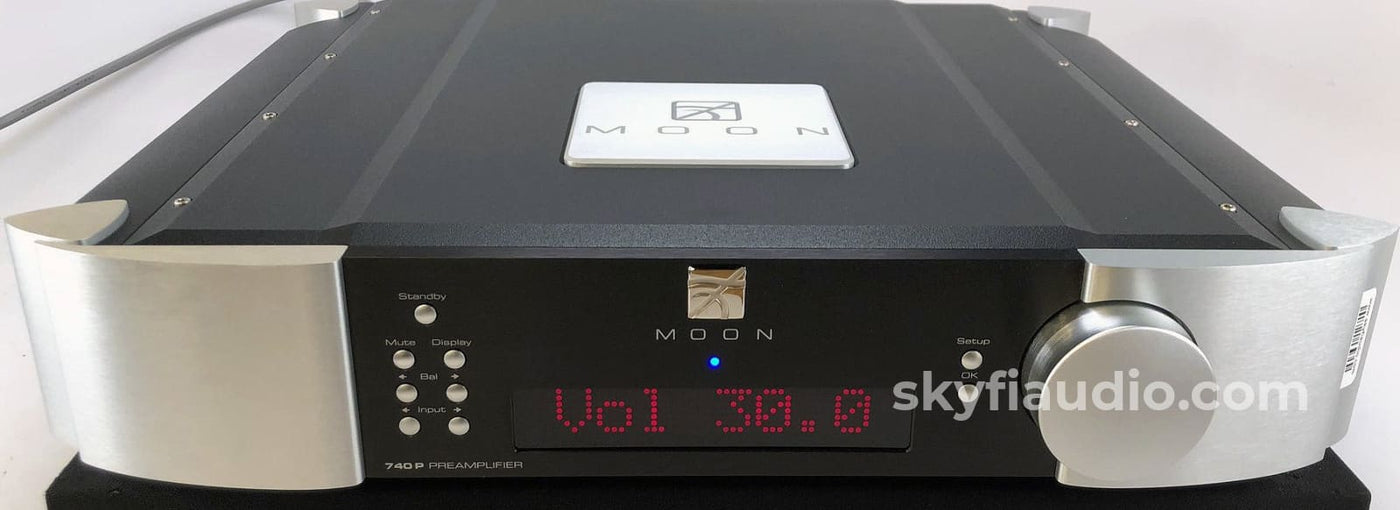 Simaudio MOON Evolution 740P Analog Preamplifier - Complete w/Remote,