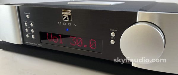 Simaudio MOON Evolution 740P Analog Preamplifier - Complete w/Remote ...