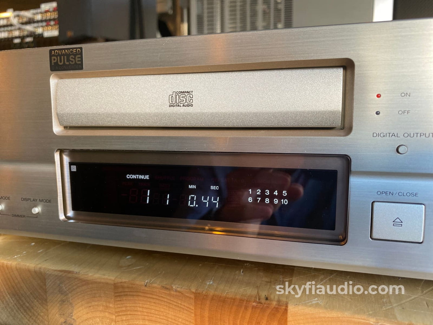 Sony CDP-X707ES 20-Bit Vintage and Rare CD Player - See Video