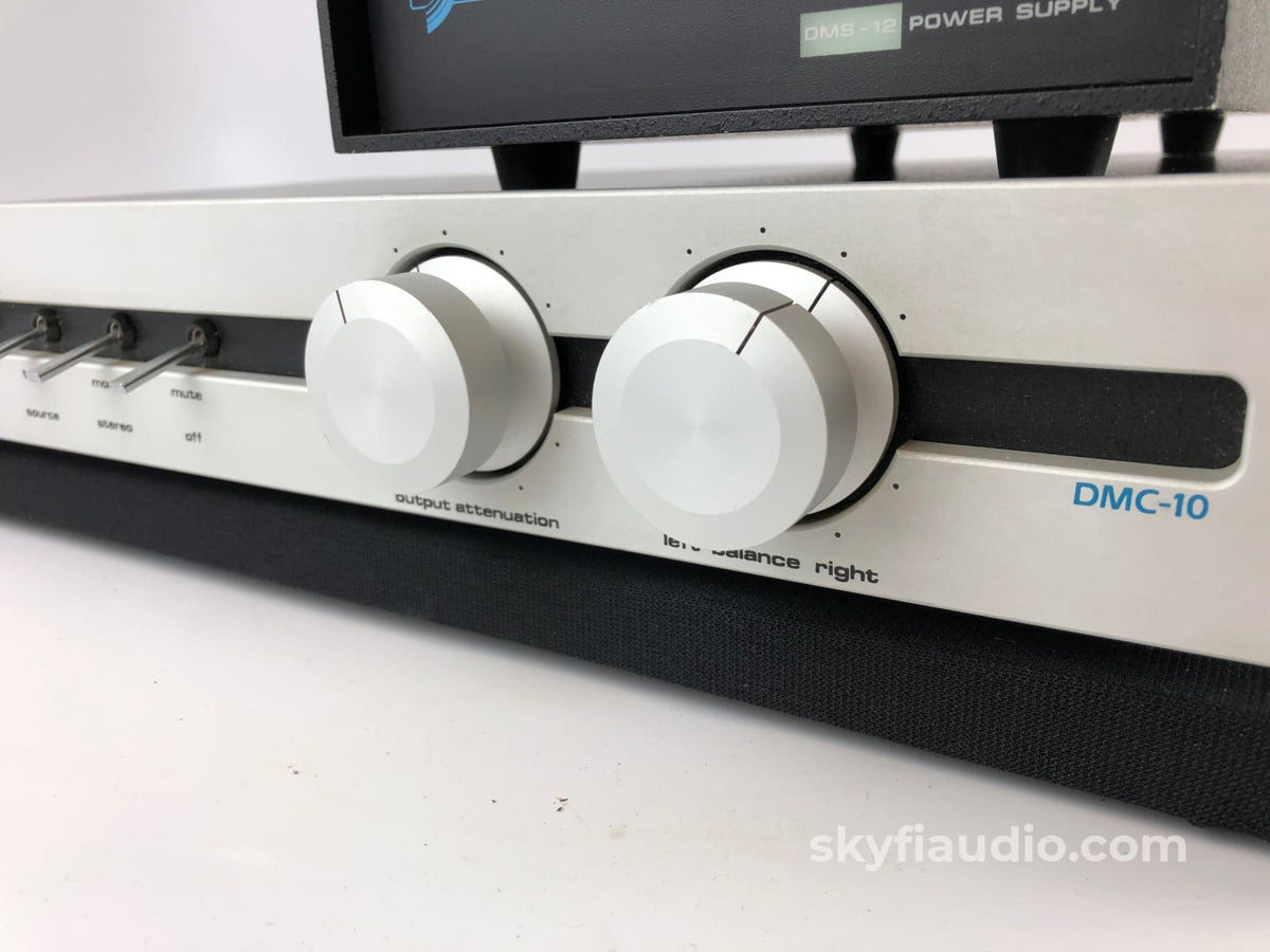 Spectral DMC-10 Gamma Preamp with Phono Input