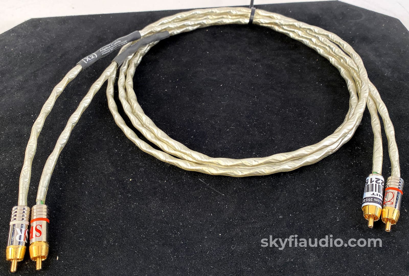 Synergistic Research Alpha Cable X2 - RCA Audio Cable - 2M