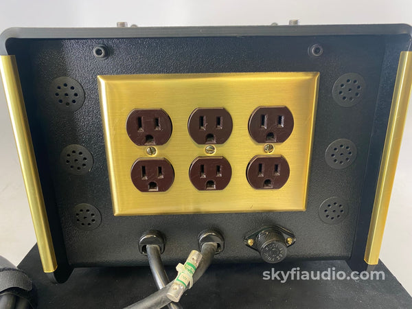 Tice Power Block Power Conditioner – SkyFi Audio