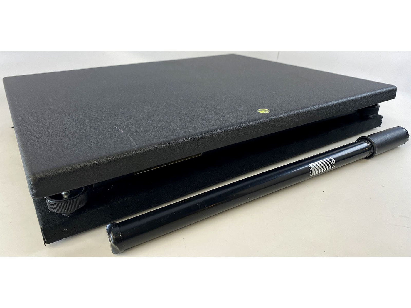 Townsend Audio - The Seismic Sink Isolation Stand with Pump