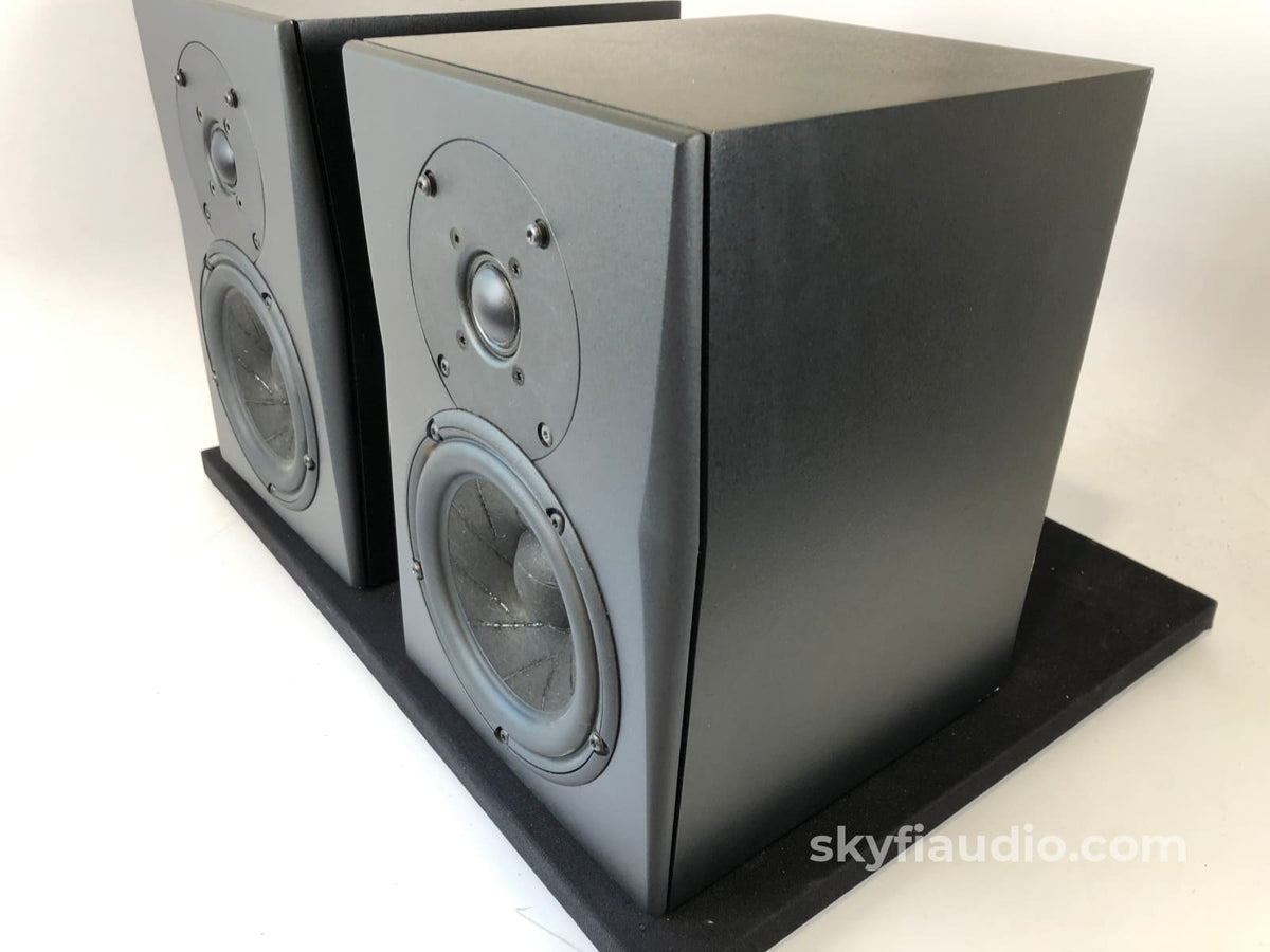 Triad InRoom Silver MiniMonitor Bookshelf Speakers