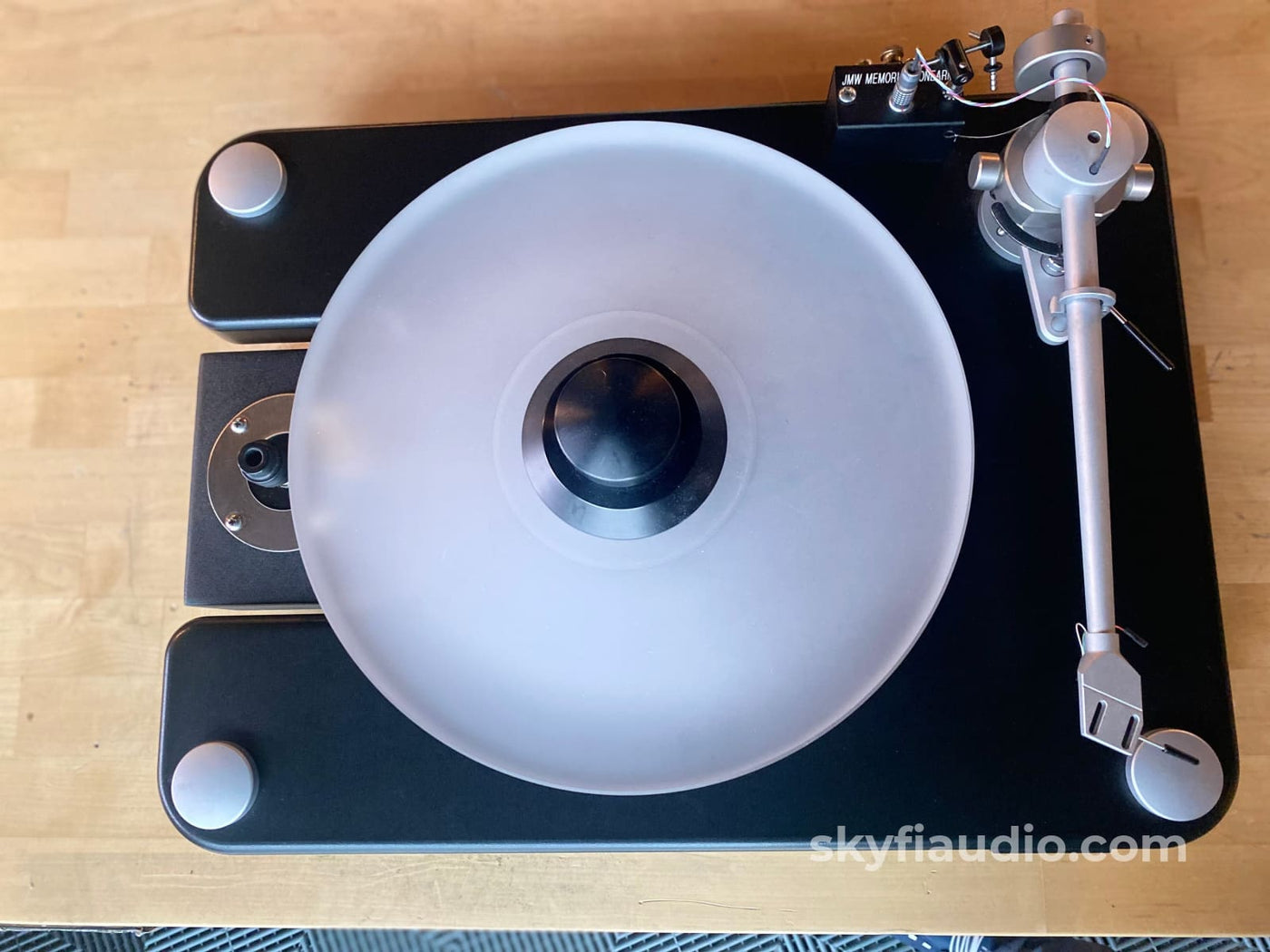 VPI Scout Turntable w/New Best Selling Sumiko Moving-Coil Phono Cartri