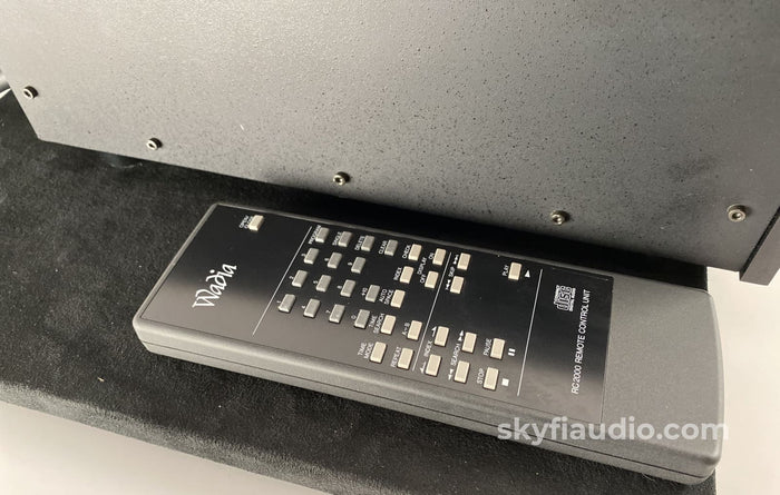 Wadia WT-2000 CD Transport With Remote