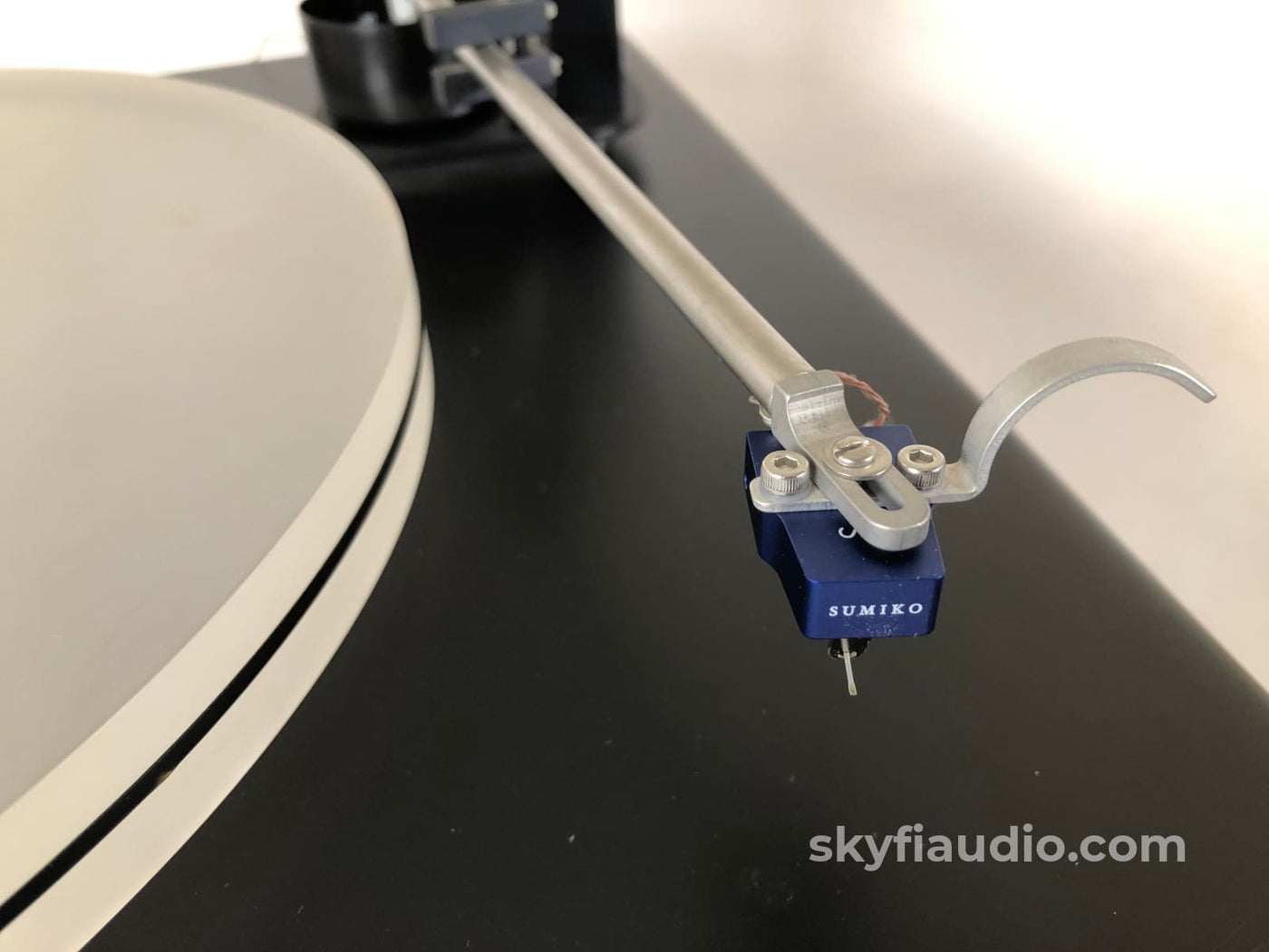 Well Tempered Classic Turntable